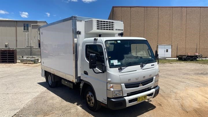 2017 FUSO CANTER 515 for sale