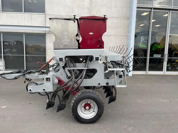 TAEGE TRAILING DIRECT SEED DRILLS for sale