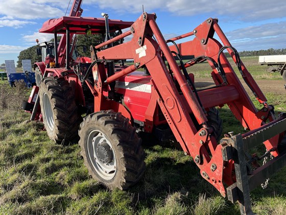 McCormick debuts X8 tractor - Trade Farm Machinery
