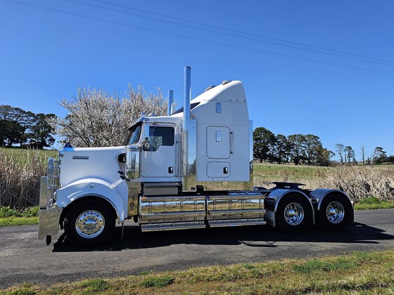 2017 KENWORTH T909 TIPPER & 4 AXLES TRAILER for sale (refcode TA1232850)