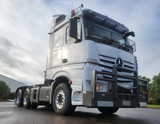 Hi-Trans Express adds six Actros Super Bs to fleet - Prime Mover Magazine