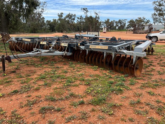 New & Used Offset Discs Tillage And Seeding Equipment for sale | Trade ...