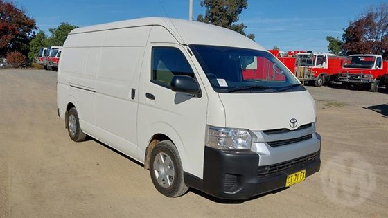 AusPost announces electric van pilot
