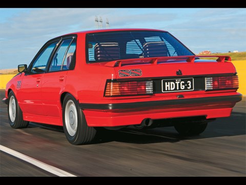 File:1983 Holden VH HDT Commodore Group Sedan Wikimedia, 44% OFF