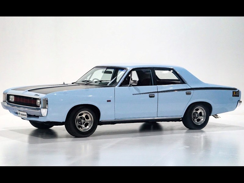 Valiant VH Pacer tribute - today's auction tempter