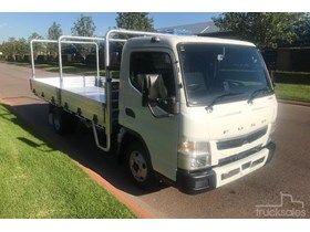 DAIMLER TRUCKS PERTH NEW TRUCKS