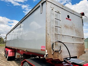 Moore Trailers