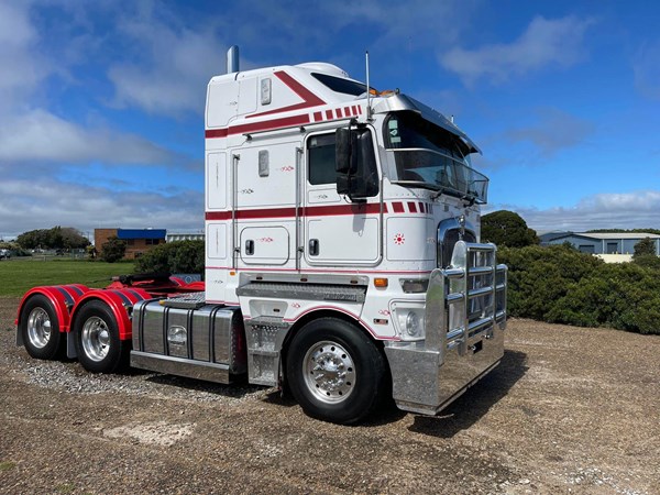 Pengelly Truck and Trailer Sales and Service