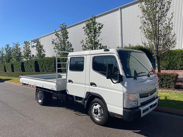 DAIMLER TRUCKS PERTH NEW TRUCKS
