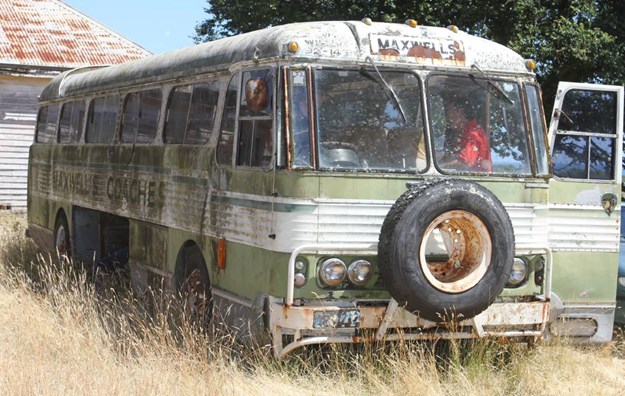 BOUND FOR GLORY - 1963 DENNING RESTORATION - Australasian Bus and Coach