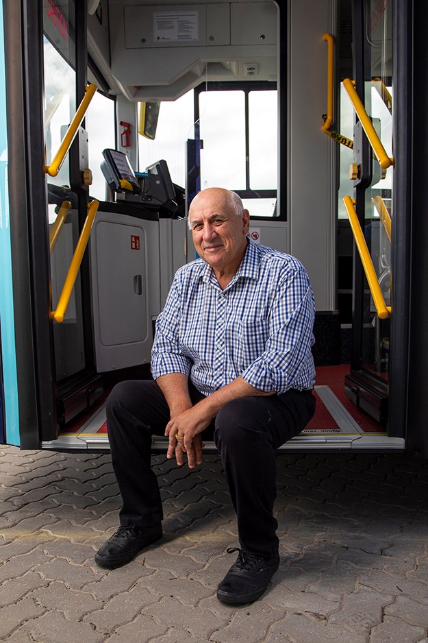 HOLD THE LINE – INTERLINE BUS SERVICES - Australasian Bus and Coach