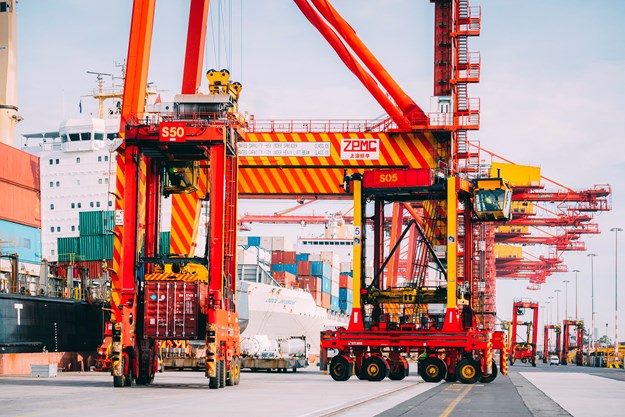 Patrick Terminals boosts sustainable container handling with new hybrid ...