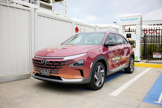 First Australian hydrogen refueller service station opens in Brisbane ...