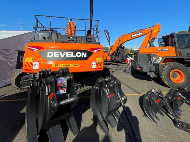 Diesel Dirt & Turf Highlights 2023: Part One - TradeEarthmovers