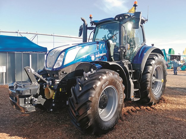 Tech upgrades enhance New Holland T7 tractor