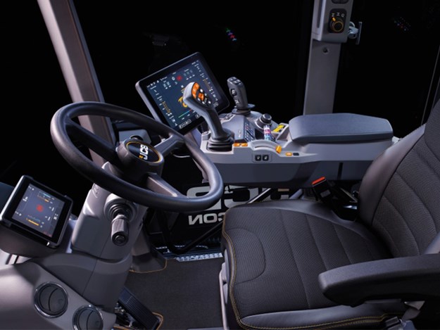 JCB Fastrac iCON hits first Aussie farm