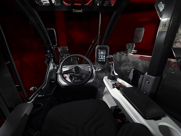 Faresin telehandler is compact but advanced