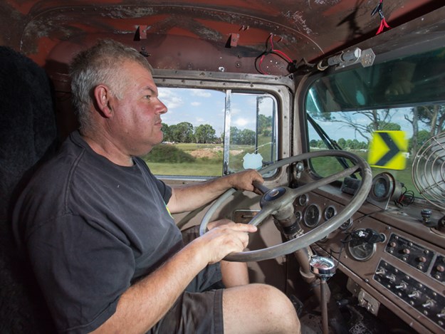 Oregon Artifact - Charlie Borg's 1958 Kenworth CC925C