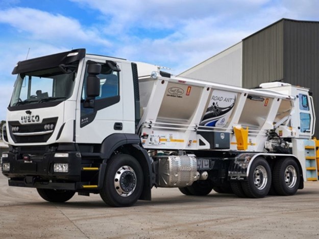 Iveco joins Q-FE in aggregate spreader production