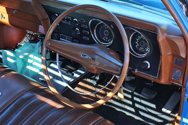 1972 Ford XY Falcon 4x4 - Reader Ride