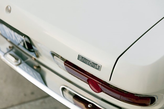 Mazda collection: R360 coupe + 110B Cosmo + 10A Familia + R130 Luce ...