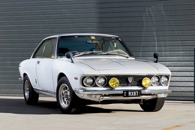 Mazda collection: R360 coupe + 110B Cosmo + 10A Familia + R130 Luce ...