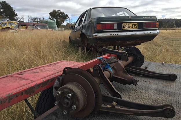 Paddock-find VB Commodore fires up - Our Shed
