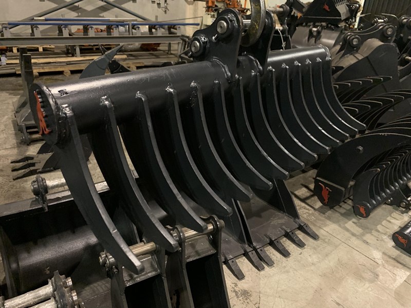 ROO ATTACHMENTS EXCAVATOR STICK RAKE