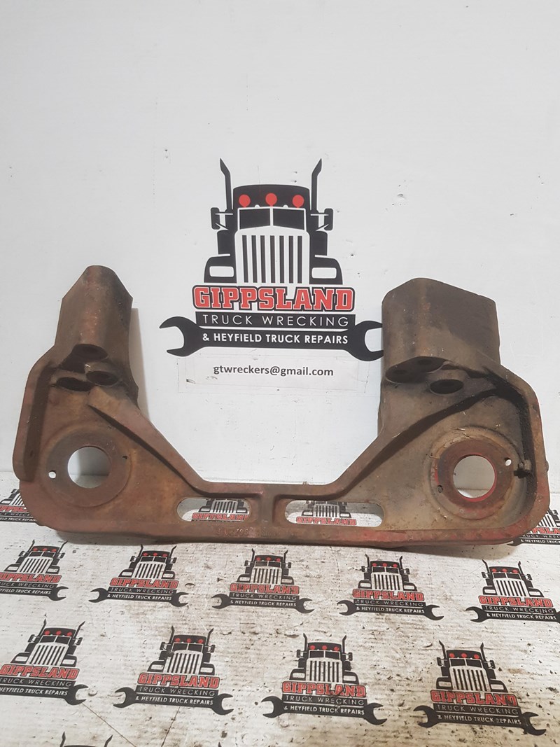 CUMMINS FRONT ENGINE MOUNTS 3102796 CUMMINGS ISX 3102796