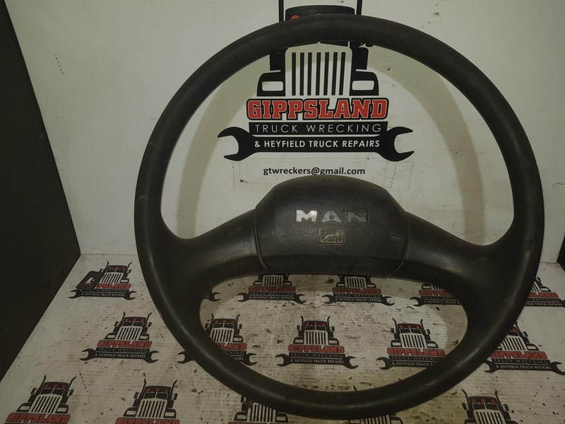 MAN MAN STEERING WHEEL L2000