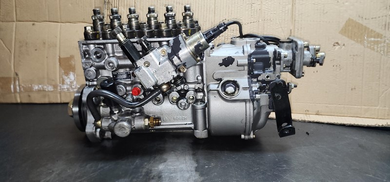 SCANIA BOSCH DIESEL INJECTION PUMP