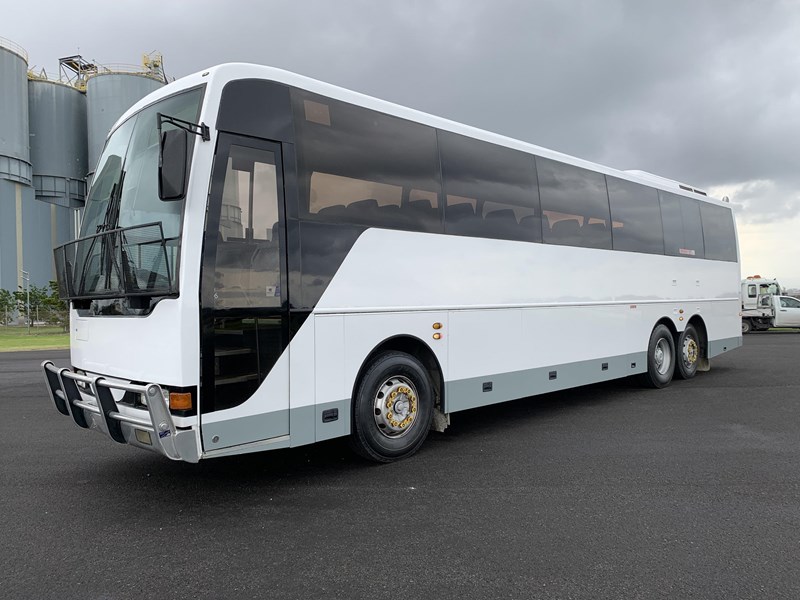 1996 MAN 22.370 TAG AXLE COACH, 1996 MODEL