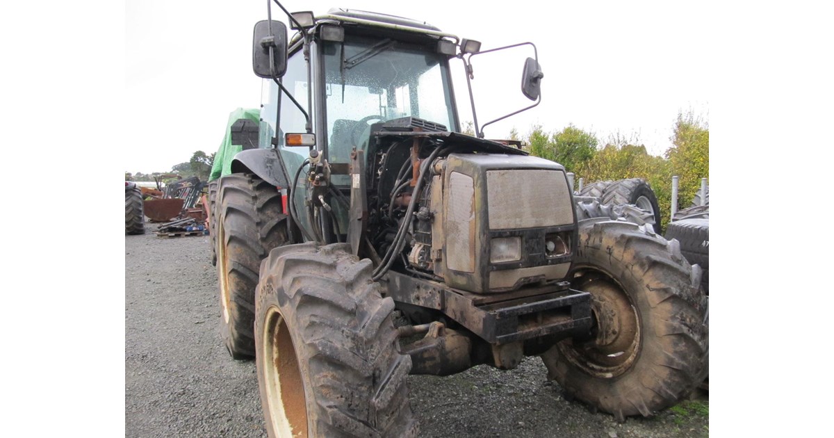 VALTRA 700 for sale (refcode TA193092)