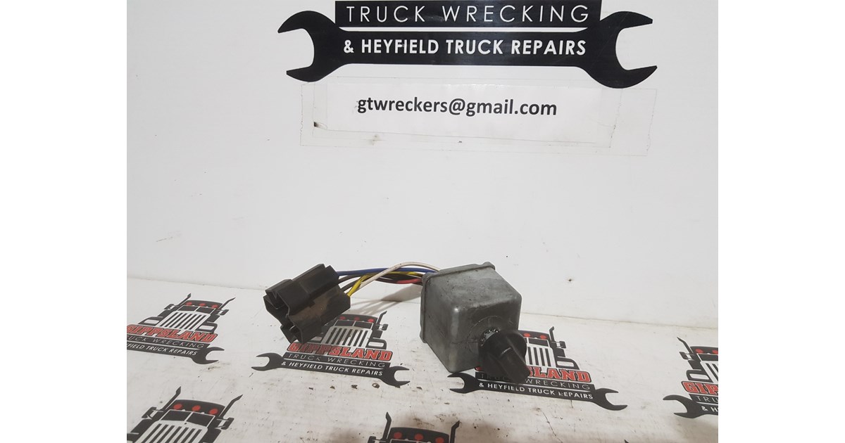 MACK CH WIPER SWITCH 75600-07 MACK CH 75600-07 for sale (refcode TA1105090)