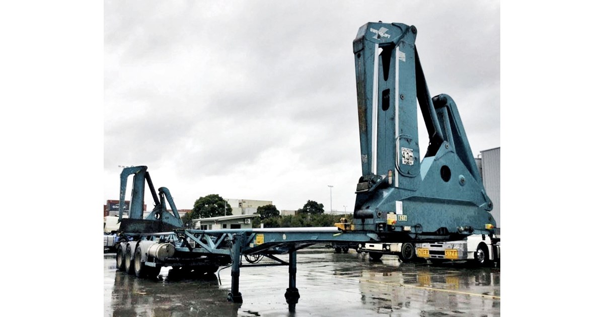 2008 SWINGLIFT TRI SIDE LOADER HC40/20/35 for sale