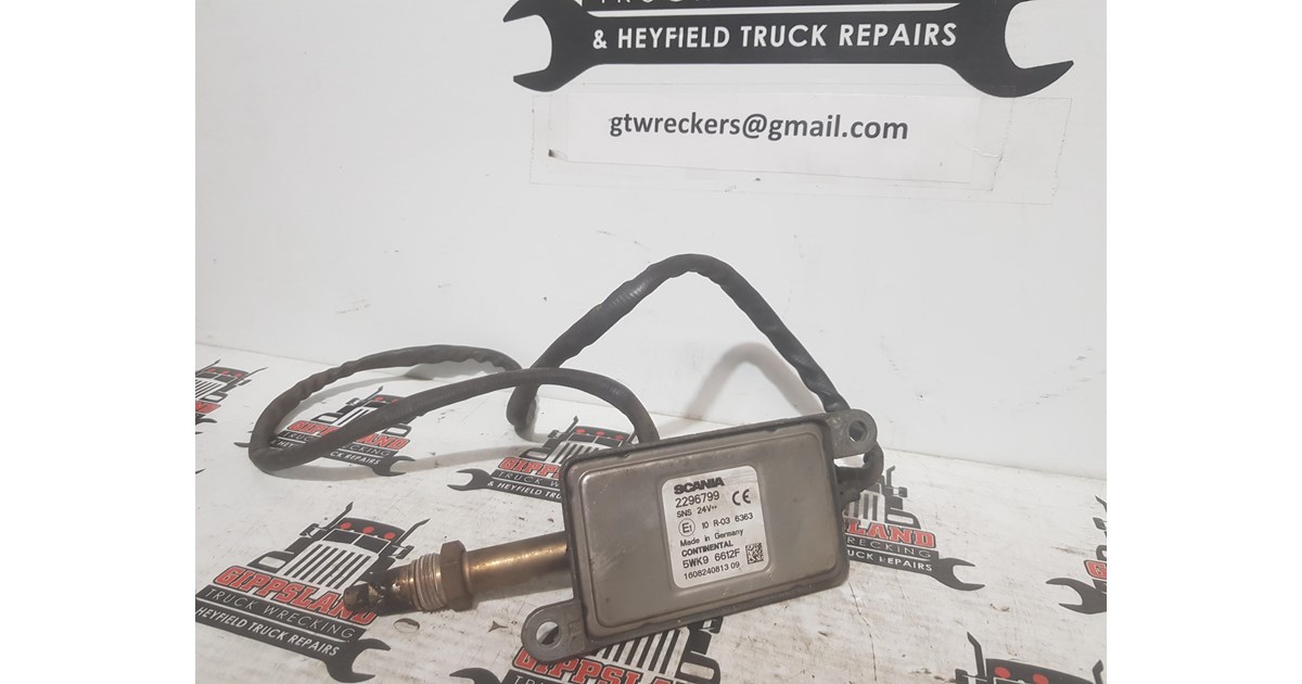 SCANIA NOX SENSOR 2296799 SCANIA 2296799 for sale