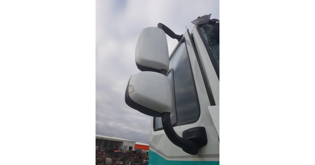 DAF CF7585 MIRROR COMPLETE RH DAF CF7585 for sale (refcode TA1119749)