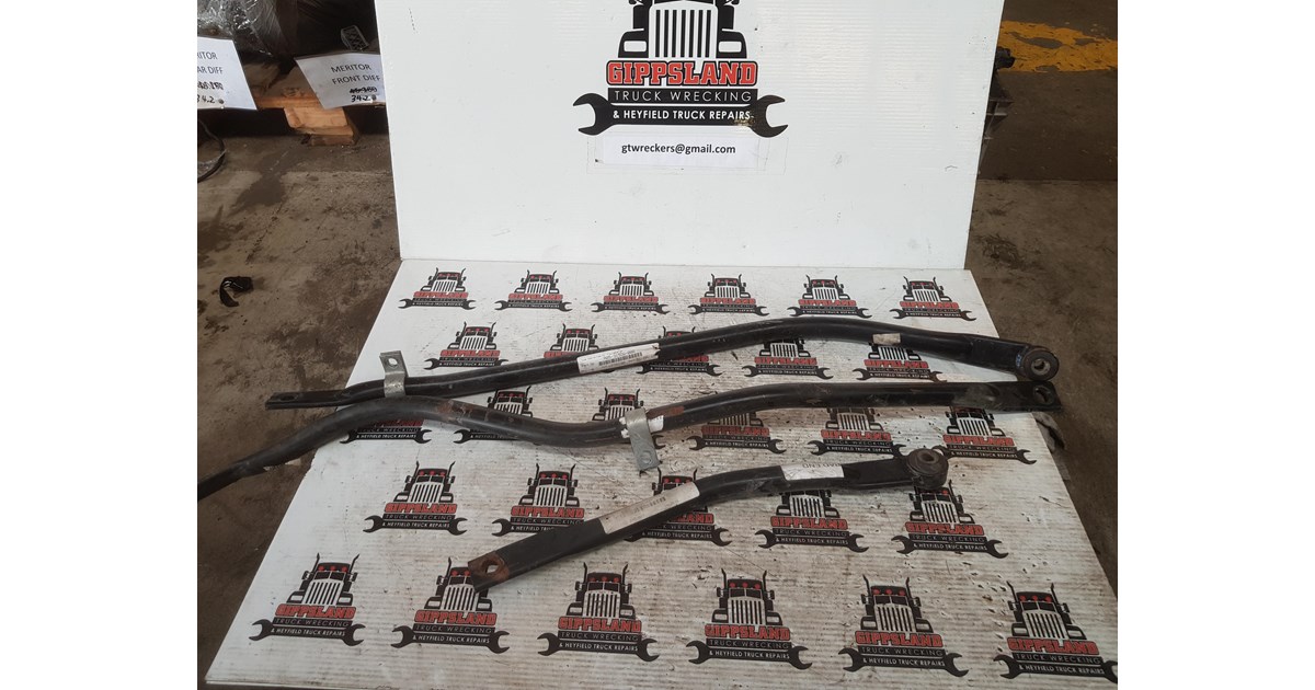 FREIGHTLINER ARGOSY RADIATOR SUPPORT BRACKETS FREIGHTLINER ARGOSY for sale