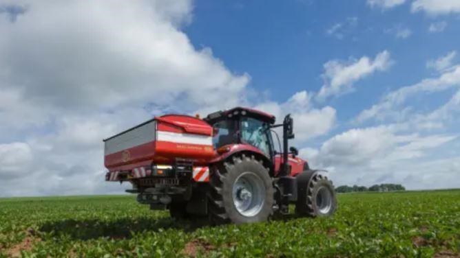 VICON 3,900L GEO ISOBUS TWIN DISC SPREADER PACKAGE W/ ELECTRIC HOPPER ...