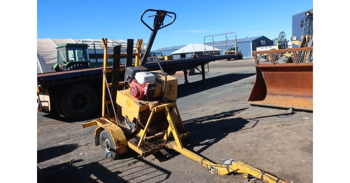WACKER RS800A WALK BEHIND for sale (refcode TA1125456)