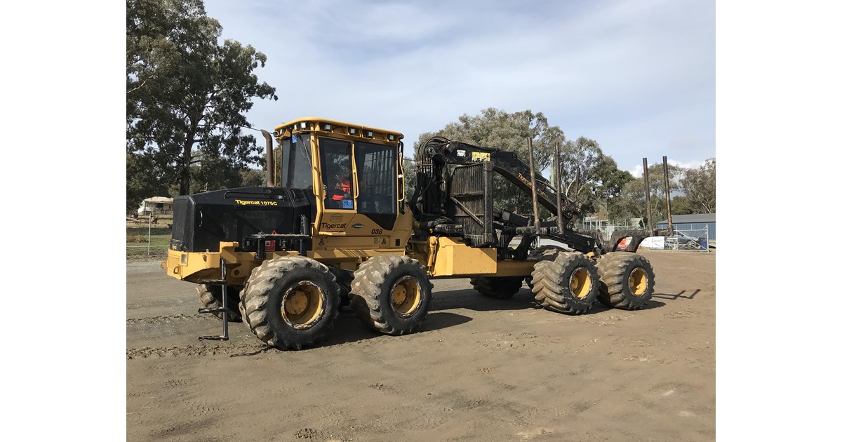 2017 TIGERCAT 1075C for sale