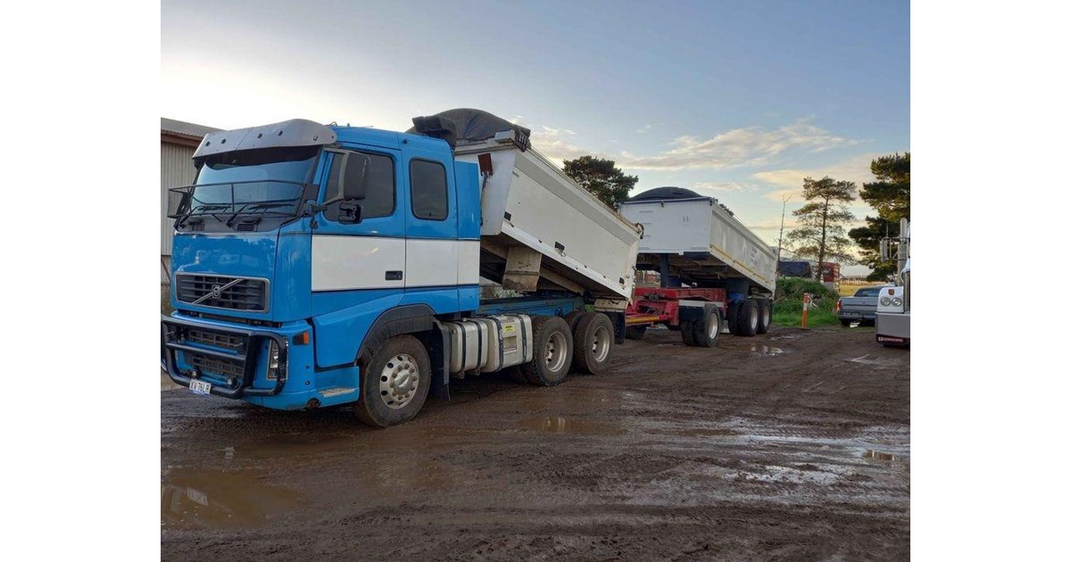 2004 VOLVO FH15 for sale