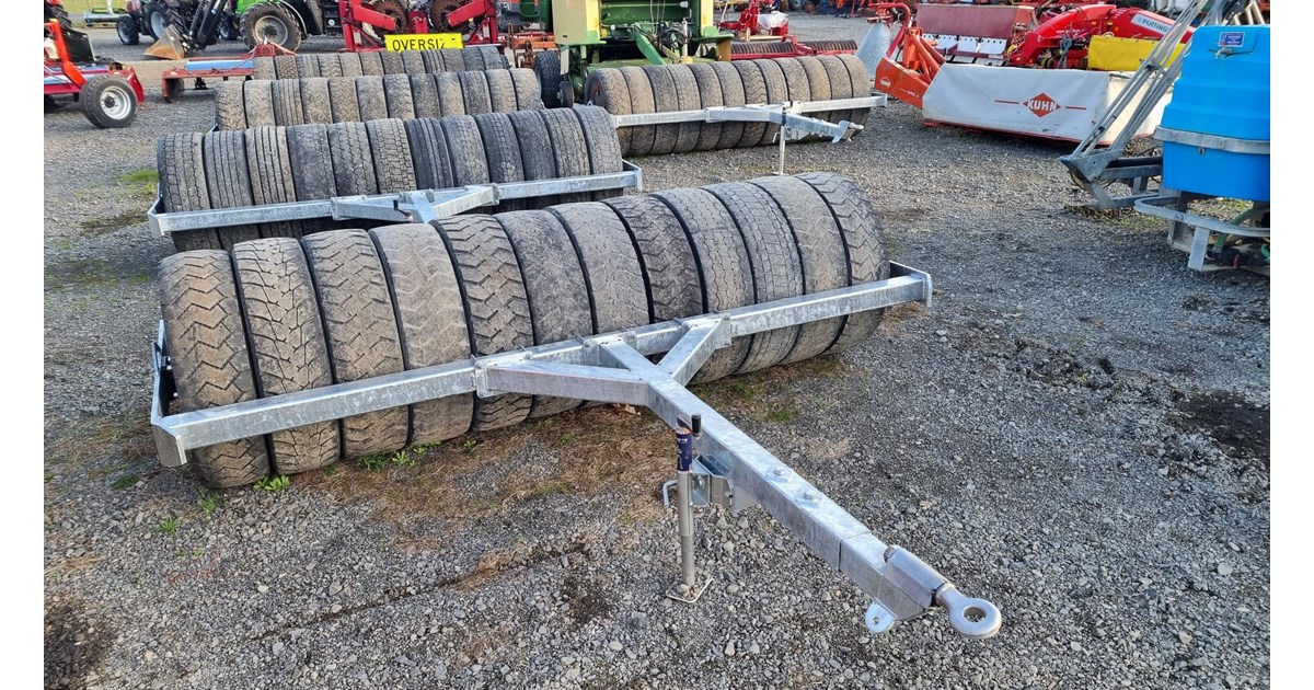 2022 S&T ENGINEERING 3.1 METRE TRUCK TYRE ROLLER for sale