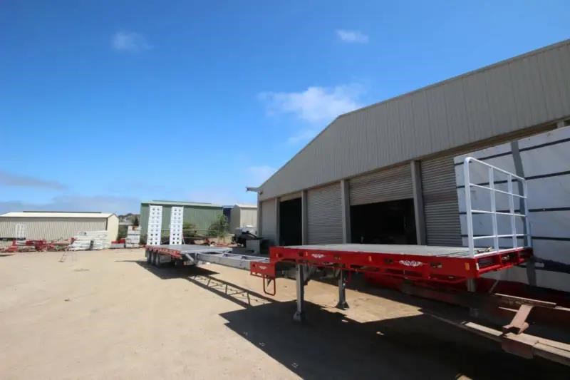 FREIGHTMORE TRANSPORT FREIGHTMORE DROP DECK EXTENDABLE SPRING OR AIR ...