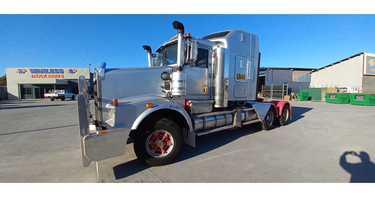 2010 KENWORTH T658 T658 dismantling