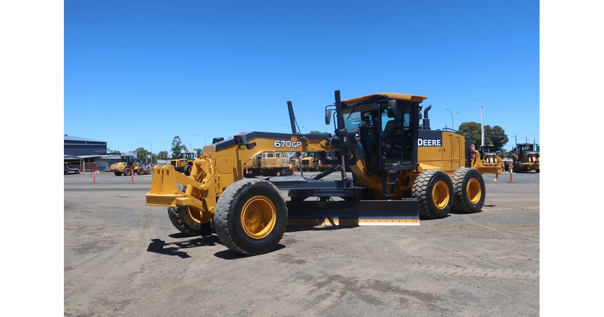 2012 JOHN DEERE 670GP GRADER for sale