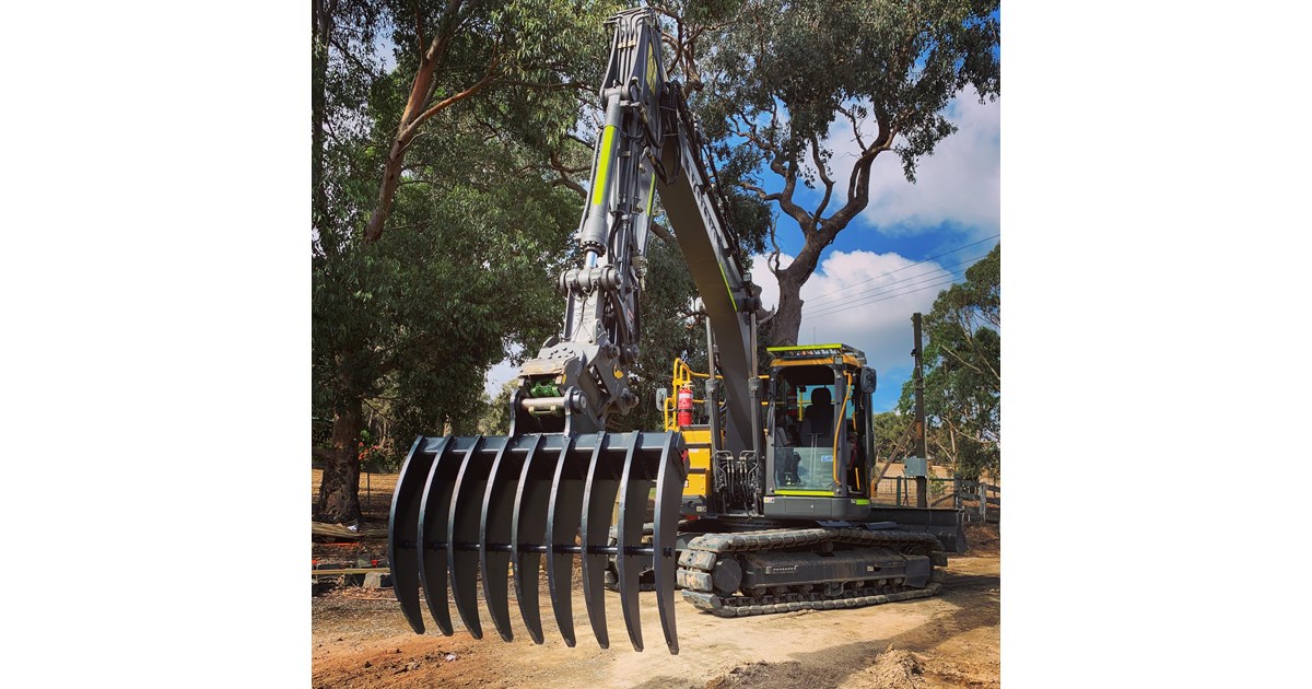 ROO ATTACHMENTS EXCAVATOR STICK RAKE for sale (refcode TA1156931)