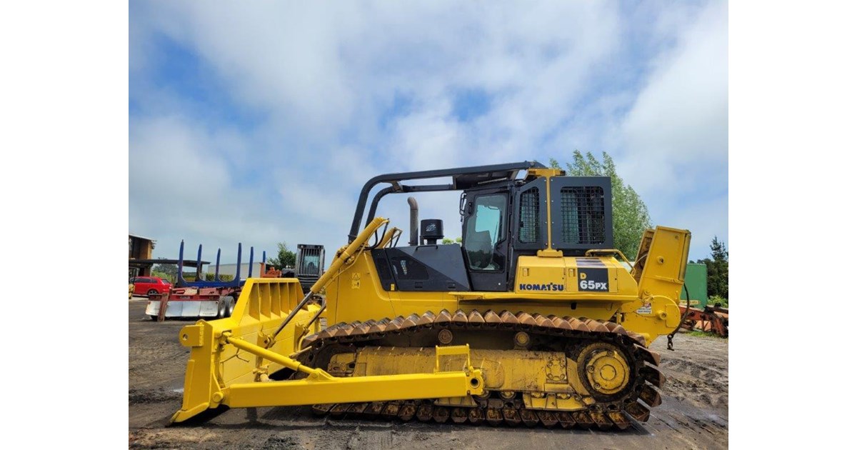 2004 KOMATSU D65PX-15 for sale
