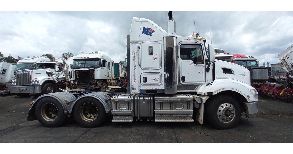 2013 KENWORTH T409 T409 dismantling