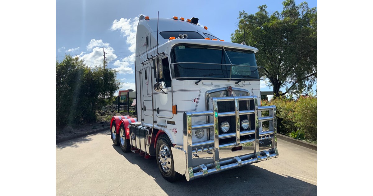 2004 KENWORTH K104 for sale